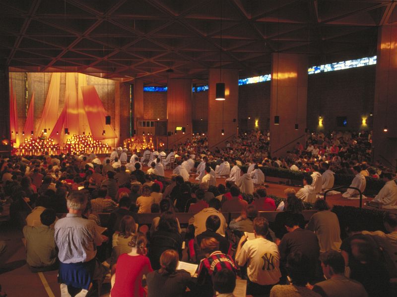 Taizé: une semaine de réflexion sur le thème de la migration - CathoBel