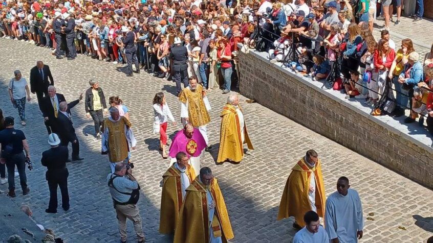 Une année record pour la "Ducasse de Mons" - CathoBel